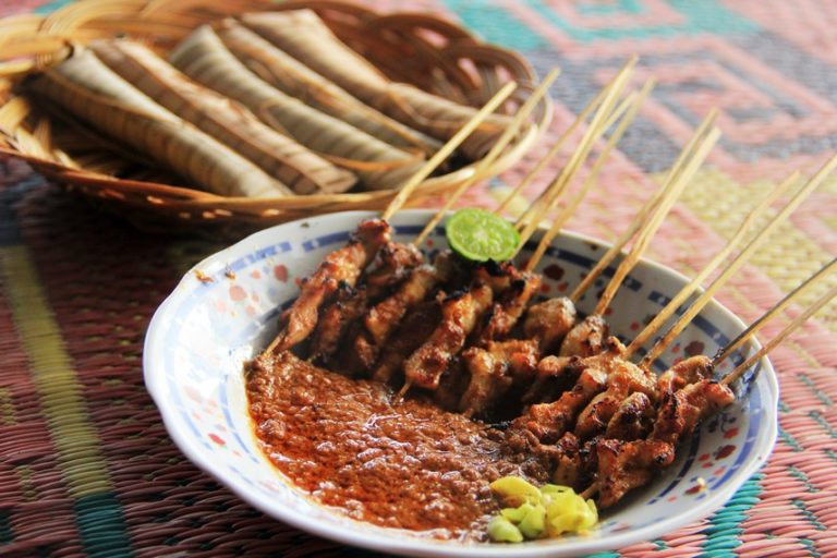 10 Makanan Khas Nusa Tenggara Barat | Artikel Unik Terbaik Terpercaya ...